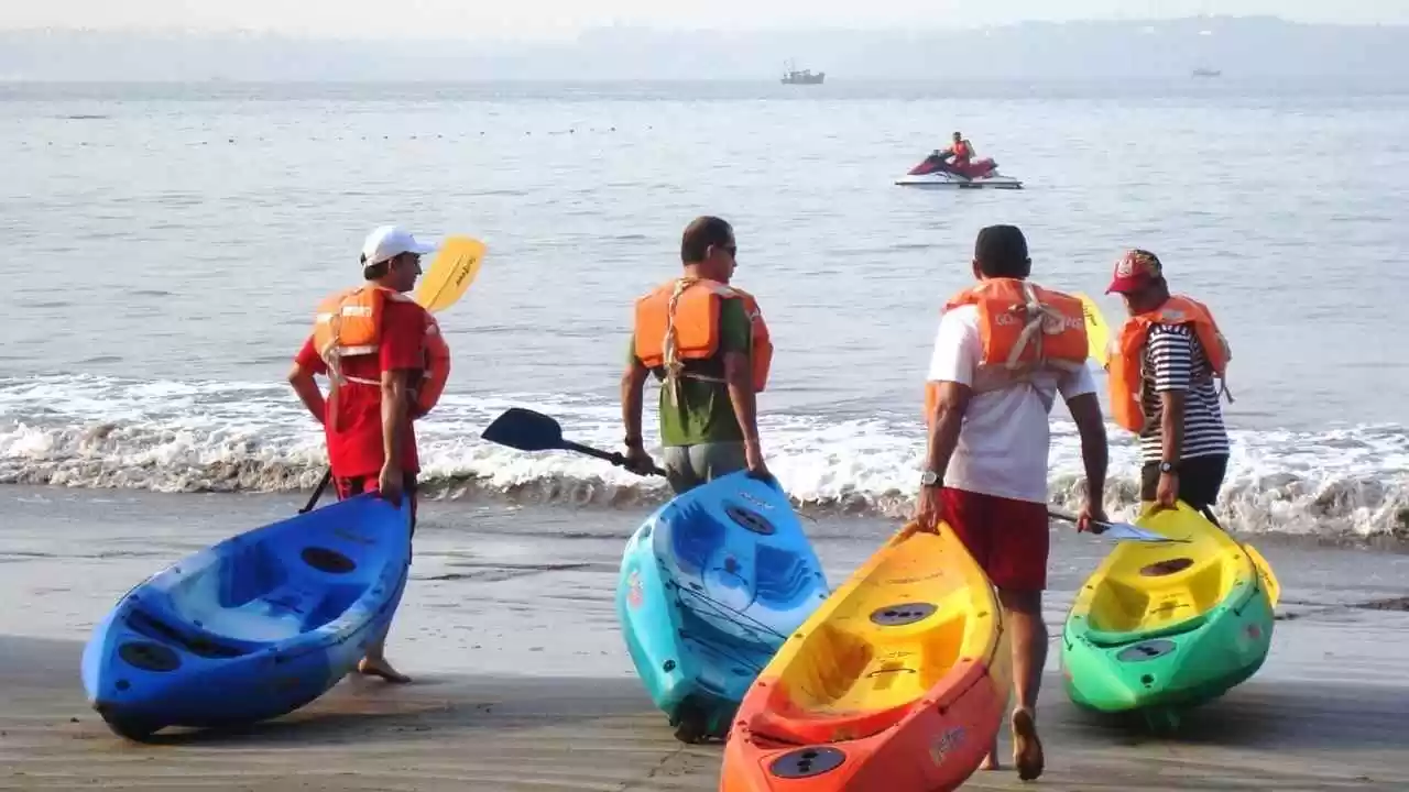 Kayaking at Baga Beach - Atlantis Watersports
